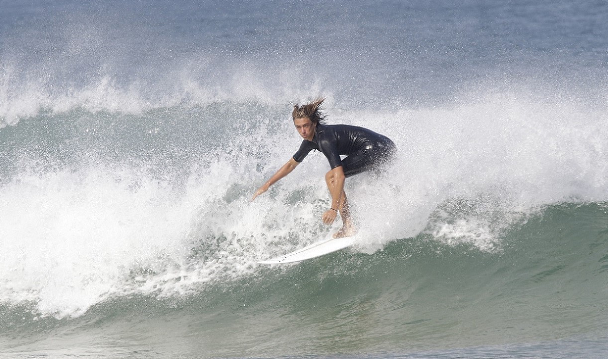 Surfing Liguria | Book or gift online | Freedome