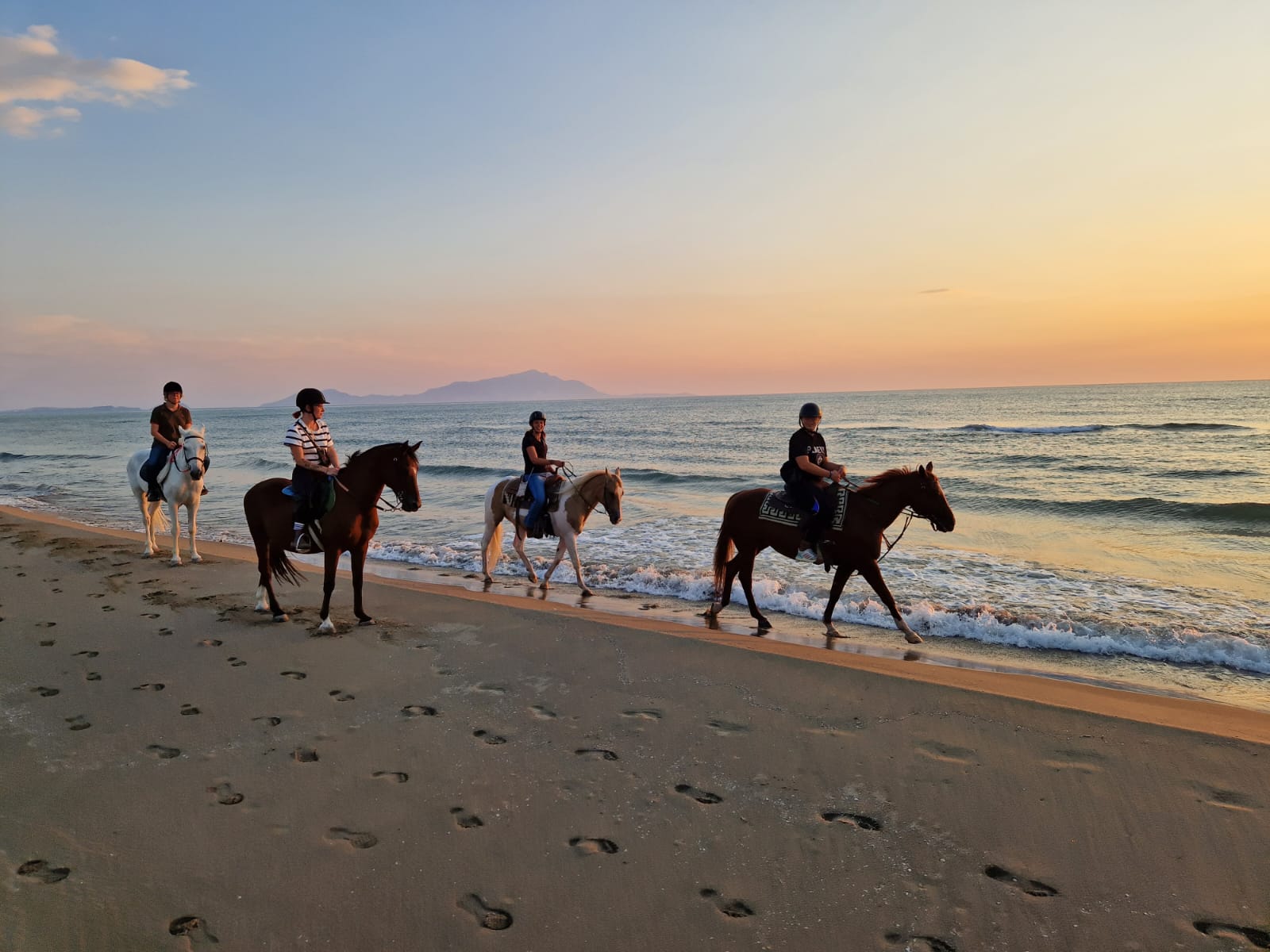 Horse Riding Varcaturo | Starting from €0 | Freedome