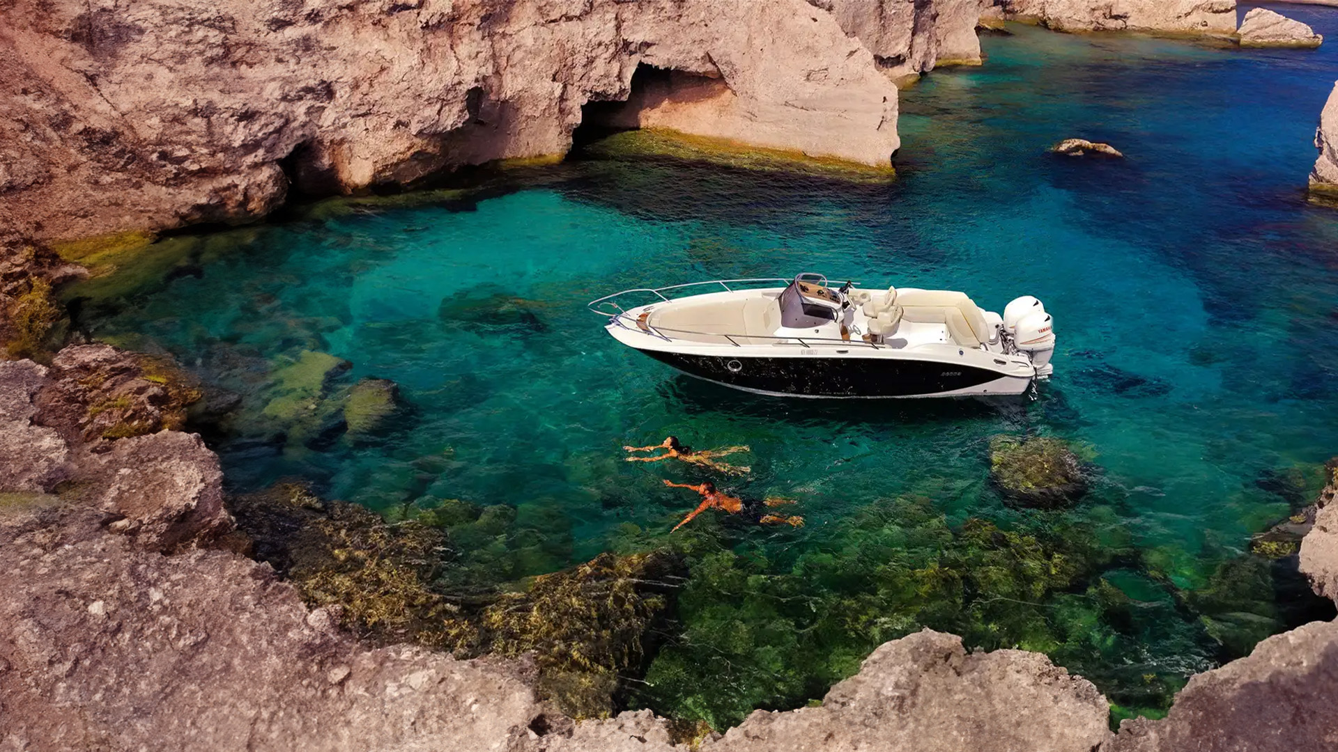 Boat Tours Calasetta | Starting from €40 | Freedome